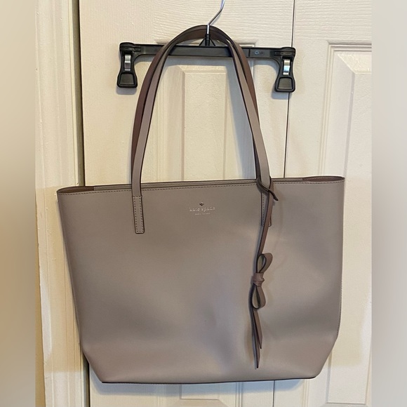 kate spade | Bags | Kate Spade Karla Cityscape Smooth Leather Tote ...